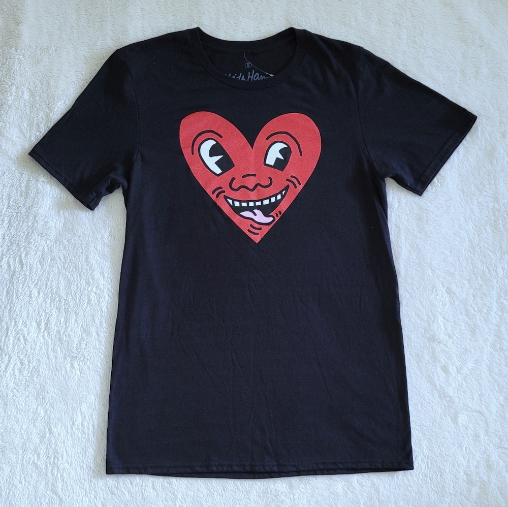 Keith Haring Red Heart Smiley Face Graphic Tee - Nwt - Gem